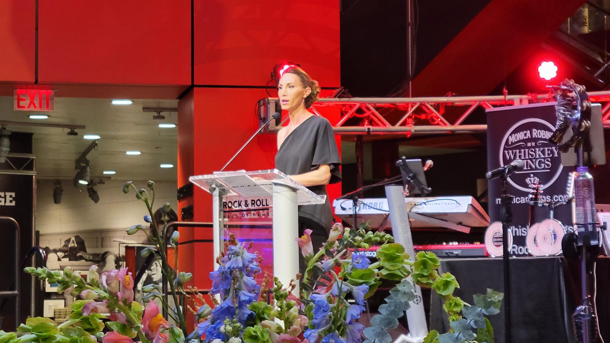 WKYC Betsy Kling Emcees 2021 Evolution Gala | OhioGuidestone